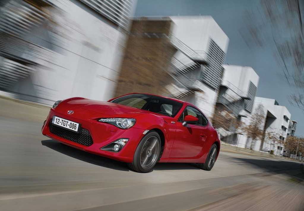 Toyota GT86: una sportiva a meno di 30.000 euro - Motori.it
