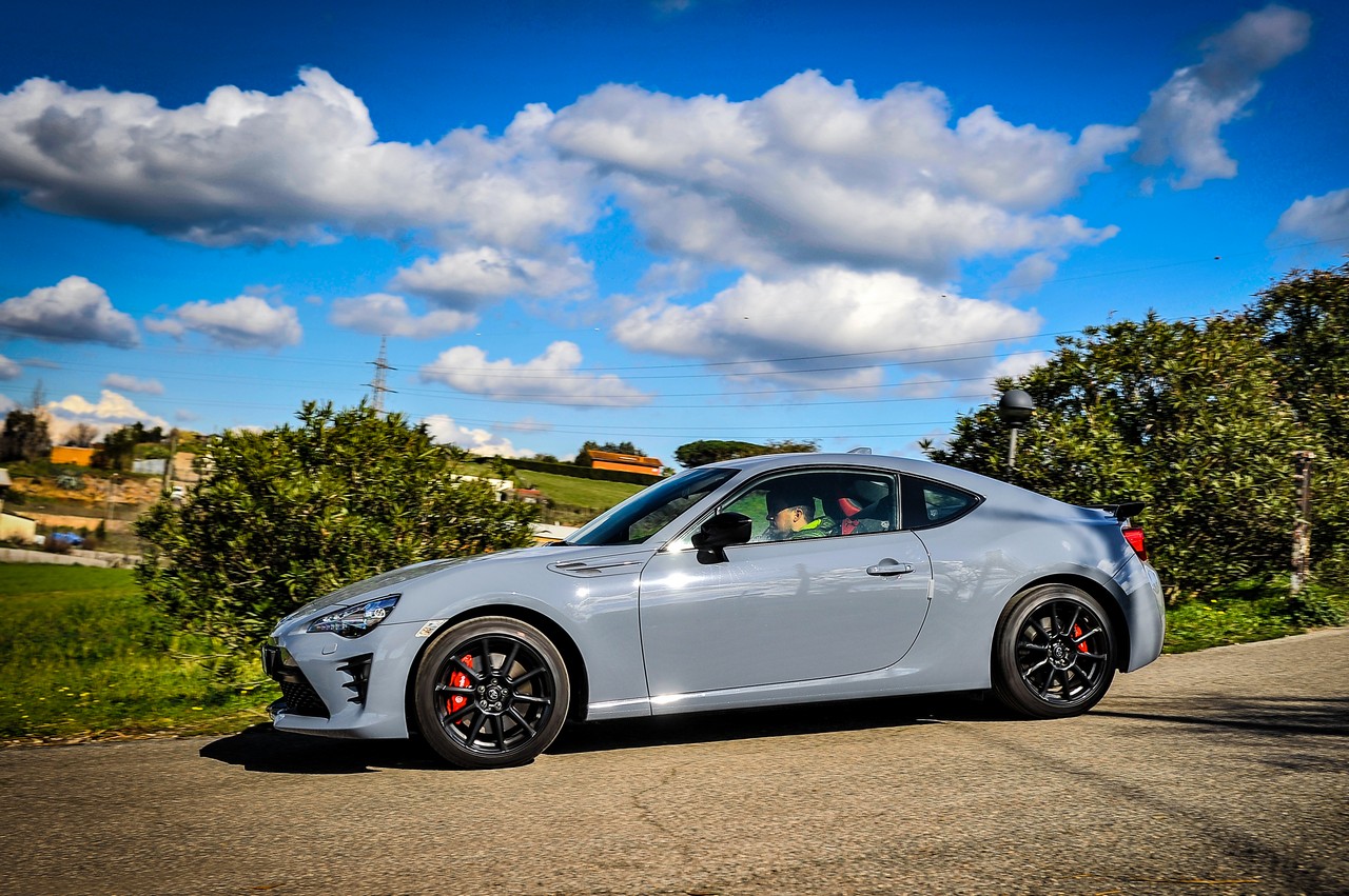 Toyota GT86 Racing Edition: la prova su strada - Motori.it