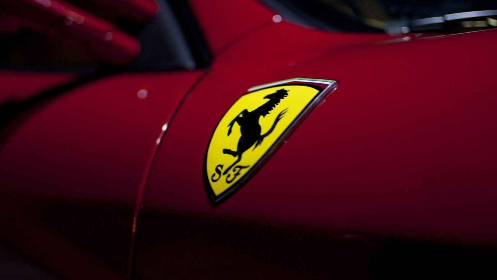 Exor cede il 4% di Ferrari: 3 miliardi per nuove acquisizioni