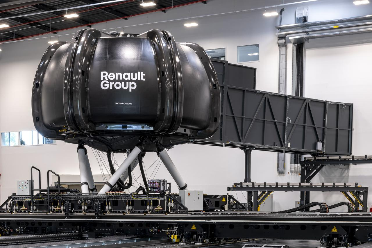Renault punta sulla simulazione digitale immersiva con una nuova ...