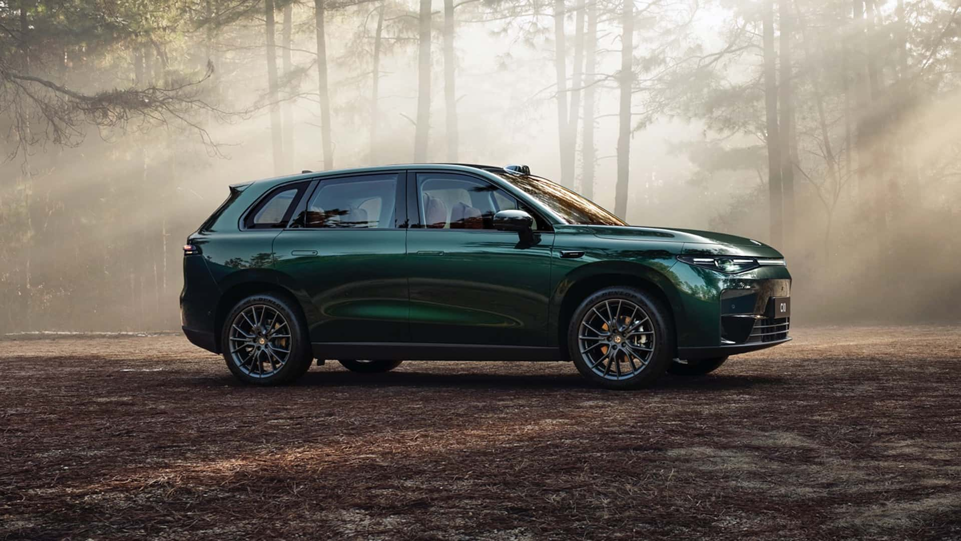 Leapmotor C10: il SUV elettrico cinese debutta a Milano con Stellantis ...