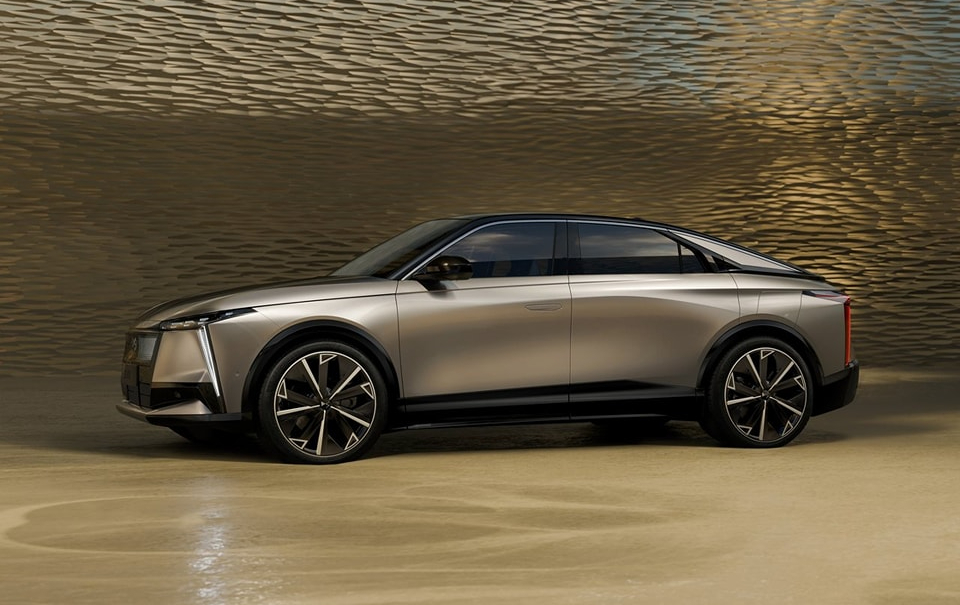 DS N°8: l'ammiraglia elettrica francese che rivoluziona il futuro - Motori.it