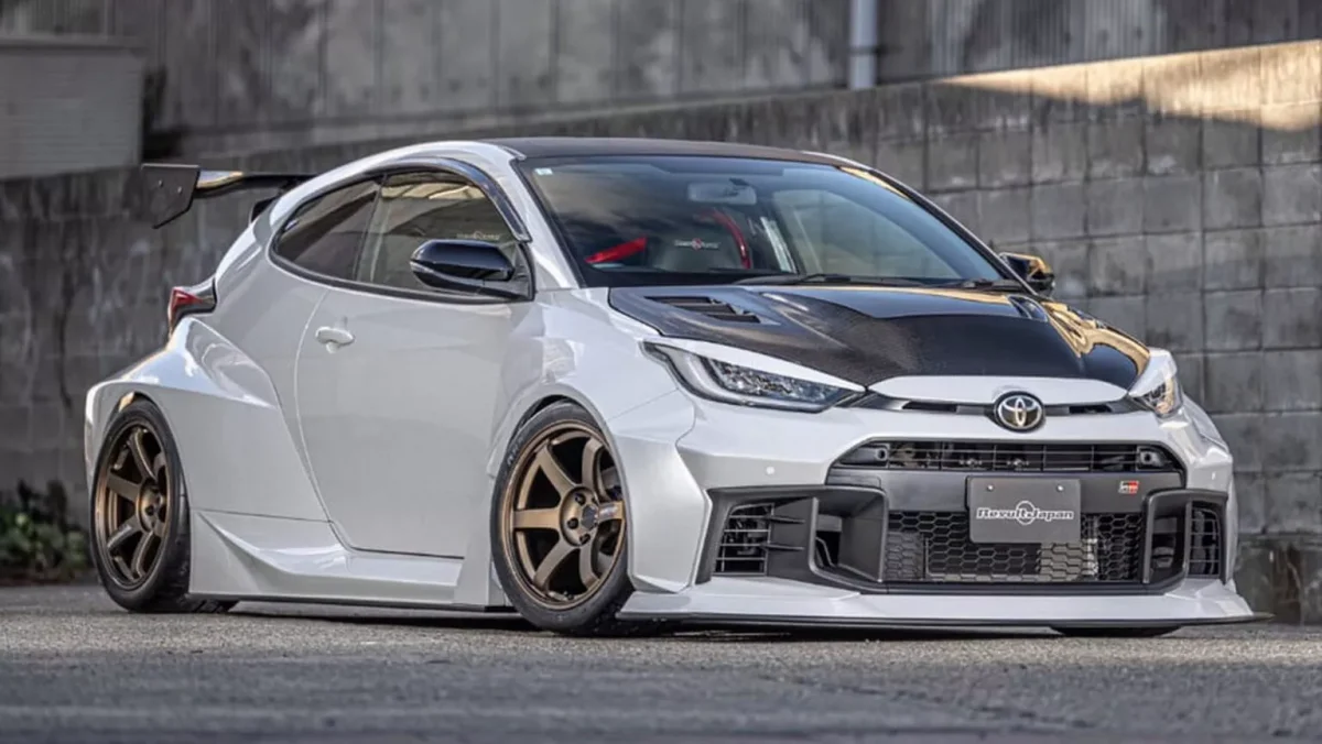 Toyota GR Yaris Widebody: tuning estremo di Result Japan