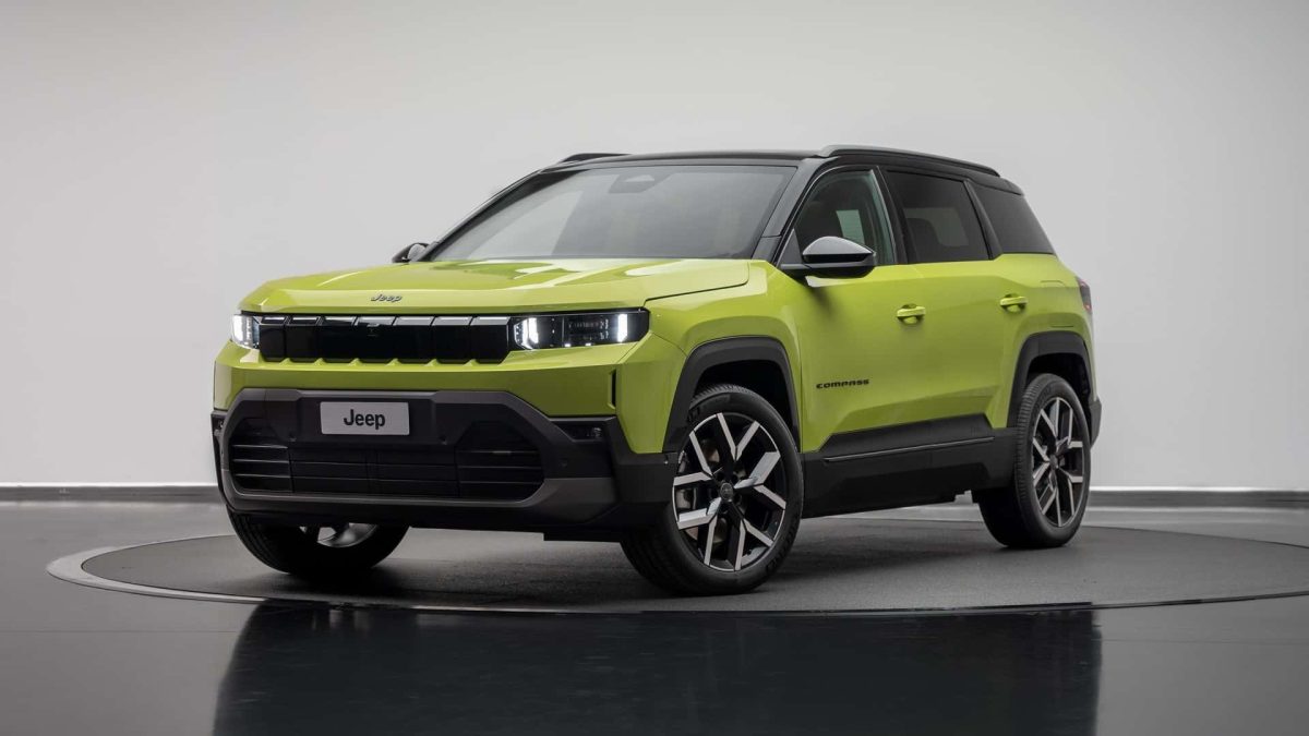 Jeep Compass 2025: più grande, tecnologica e totalmente elettrica
