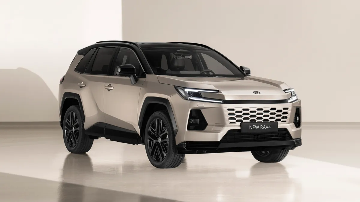 Toyota RAV4 2025: evoluzione elettrificata per il SUV giapponese